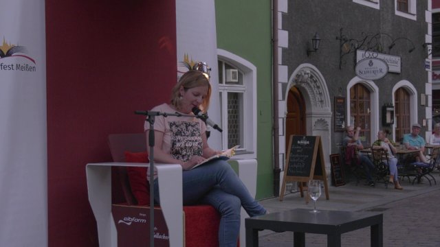 Literaturfest: Nicole Riethausen liest aus "Im Himmel Gibts Lachs ...