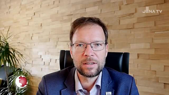 Angesprochen: Oberbürgermeister Dr. Thomas Nitzsche würdigt ...