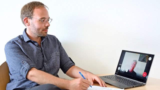 Videosprechstunden: Neuer UKJ-Service kommt gut an - Jena TV - Sehen ...