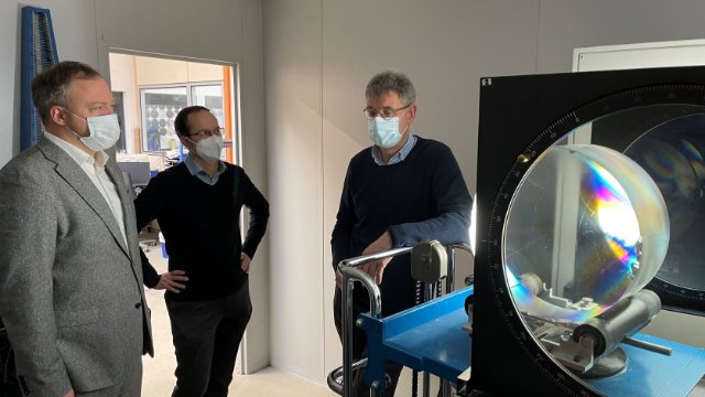 Politiker-Besuch bei Hellma Materials GmbH - Jena TV - Sehen, was bewegt.